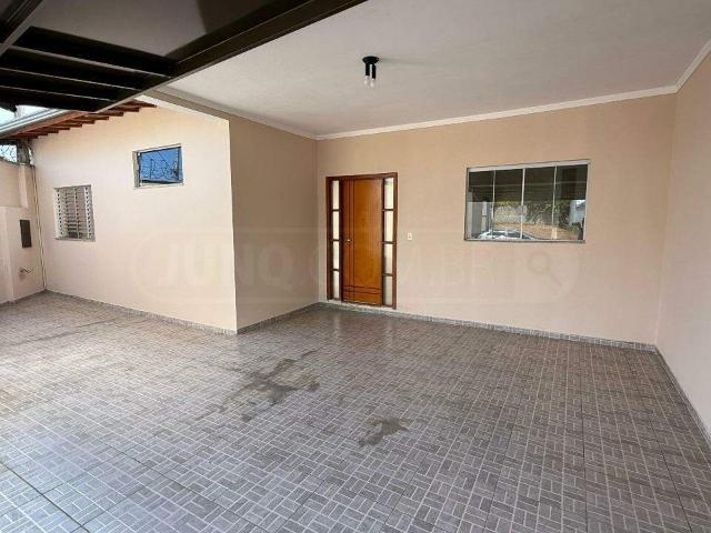 Casa para alugar, 2 quartos, 2 vagas, no bairro Santa Terezinha em Piracicaba SP