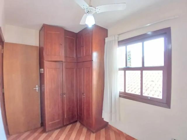 Casa para alugar 3 quartos sendo 1 suíte FL14