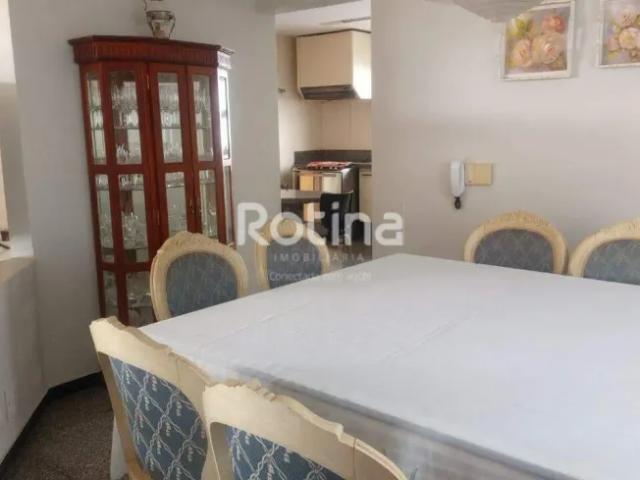 Casa para alugar, 4 quartos, Morada da Colina Uberlândia/MG Rotina Imobiliária