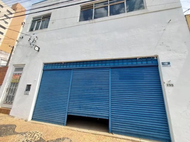 Casa para Aluguel, 400 m² por R$ 4.000