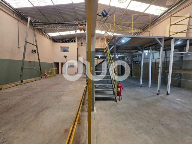 Casa para Aluguel, 450 m² por R$ 9.000