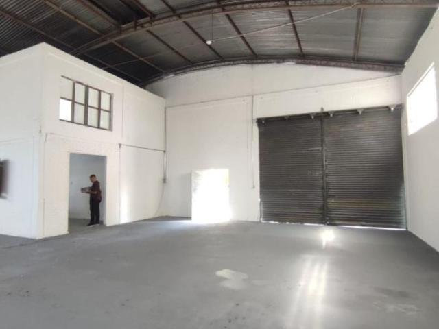 Casa para Aluguel, 600 m² por R$ 12.000