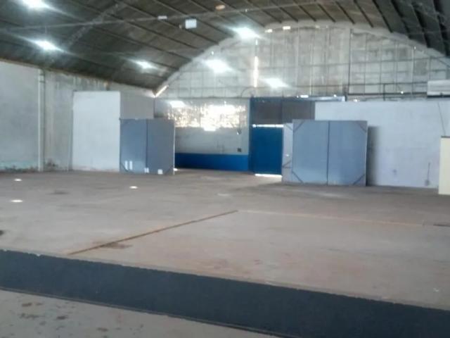 Casa para Aluguel, 750 m² por R$ 7.000