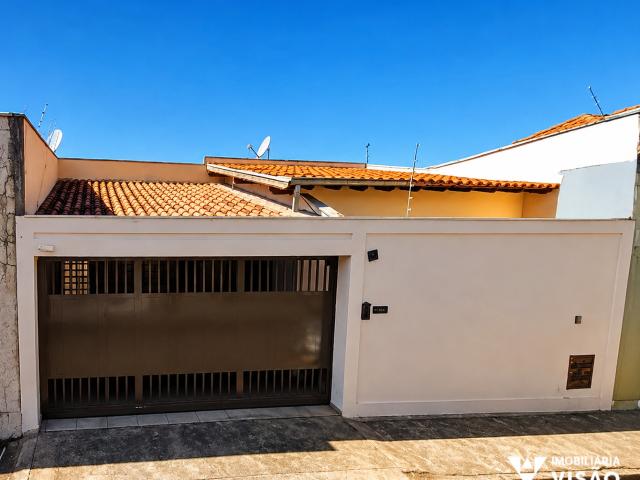 CASA PARA ALUGUEL, 03 QUARTOS, 02 SUÍTES, 02 VAGA, ESTADOS UNIDOS UBERABA/MG