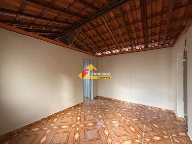 Casa para aluguel, 1 quarto, 1 vaga, Interlagos Divinópolis/MG