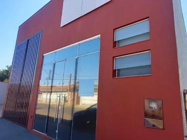 Casa para Aluguel, 260 m² por R$ 4.000