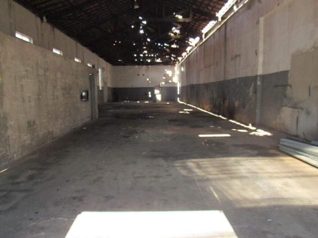 Casa para Aluguel, 380 m² por R$ 4.500