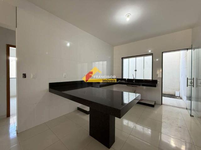 Casa para aluguel, 3 quartos, 1 vaga, Campina Verde Divinópolis/MG