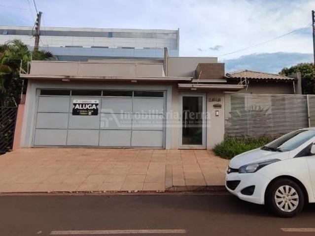 Casa para aluguel, 3 quartos, 1 suíte, 2 vagas, Jardim Central Dourados/MS