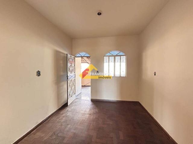 Casa para aluguel, 3 quartos, 1 suíte, Interlagos Divinópolis/MG
