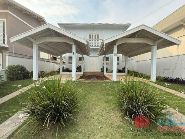 Casa para Aluguel, 3 suítes e 2 vagas. Condomínio Terras de São Francisco. Vinhedo/SP