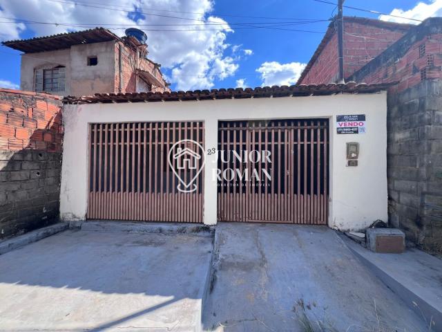 Casa para Aluguel com 3 quartos por R$ 1.400