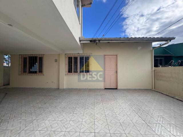 Casa para Aluguel com 3 quartos por R$ 4.500