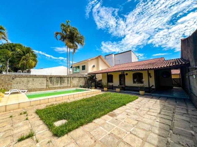 Casa para Aluguel com 3 quartos, 140 m² por R$ 5.500