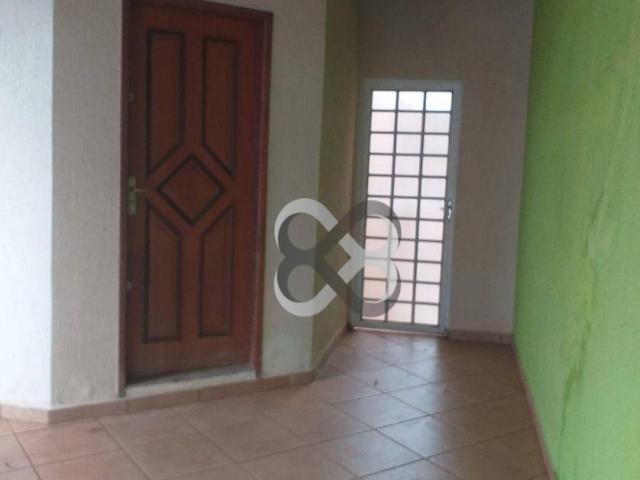Casa para Aluguel com 3 quartos, 151 m² por R$ 2.750