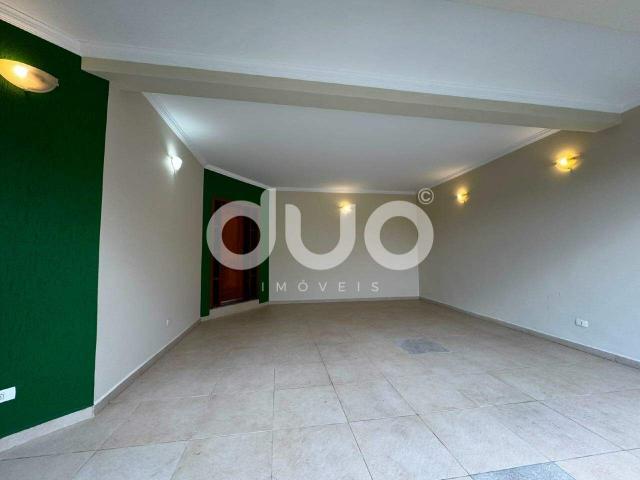 Casa para Aluguel com 3 quartos, 160 m² por R$ 5.900