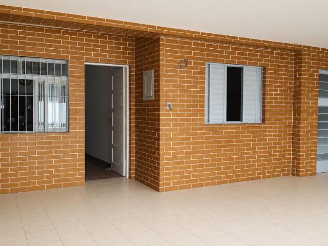 Casa para Aluguel com 3 quartos, 168 m² por R$ 4.500