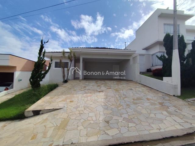 Casa para Aluguel com 3 quartos, 181 m² por R$ 6.800