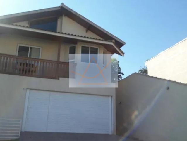Casa para Aluguel com 3 quartos, 185 m² por R$ 10.000