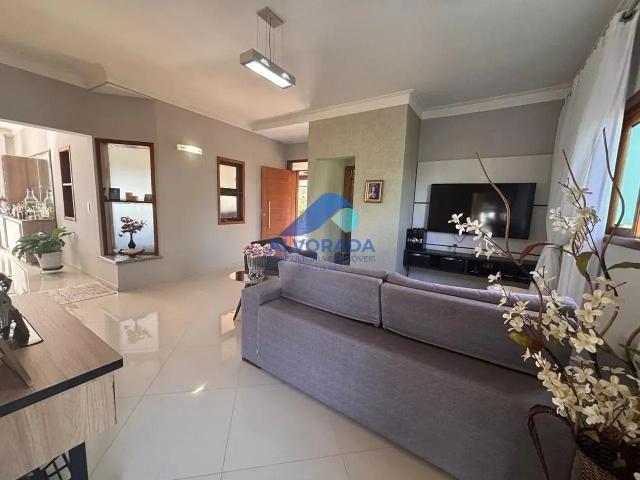 Casa para Aluguel com 3 quartos, 1000 m² por R$ 12.000