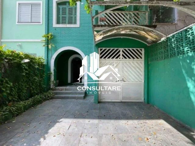 Casa para Aluguel com 3 quartos, 10 m² por R$ 7.500