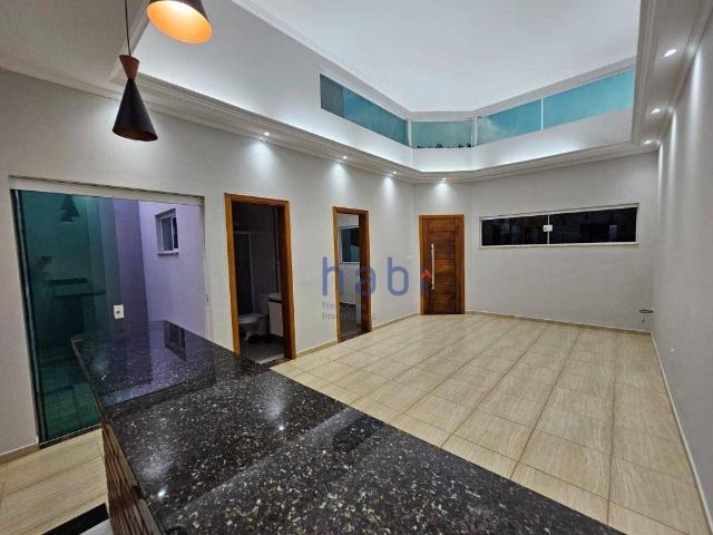 Casa para Aluguel com 3 quartos, 110 m² por R$ 3.950