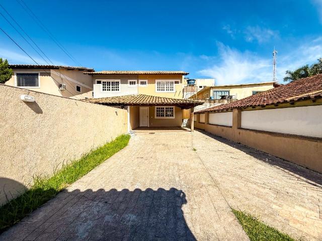 Casa para Aluguel com 3 quartos, 110 m² por R$ 4.000