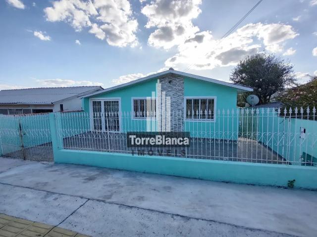 Casa para Aluguel com 3 quartos, 120 m² por R$ 1.500