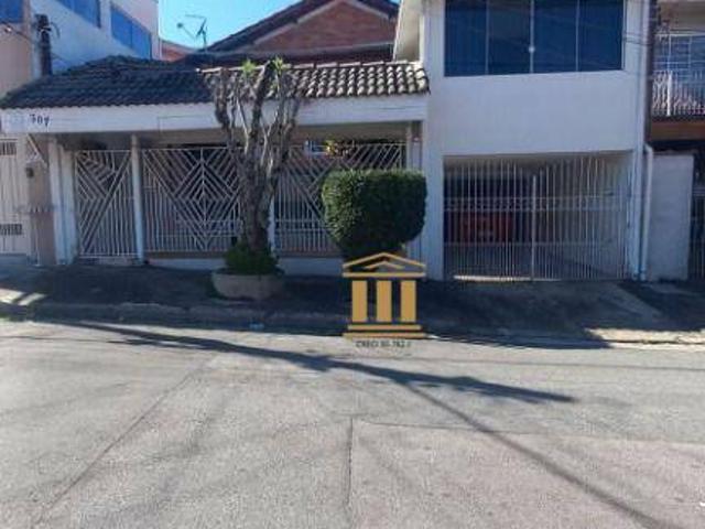 Casa para Aluguel com 3 quartos, 120 m² por R$ 4.500