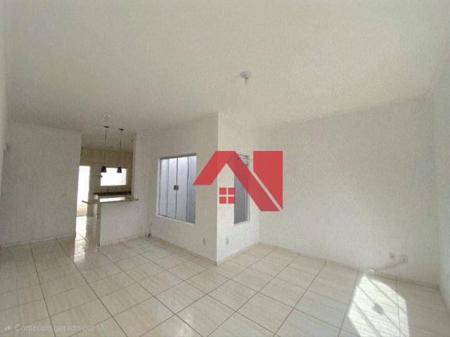 Casa para Aluguel com 3 quartos, 128 m² por R$ 2.400