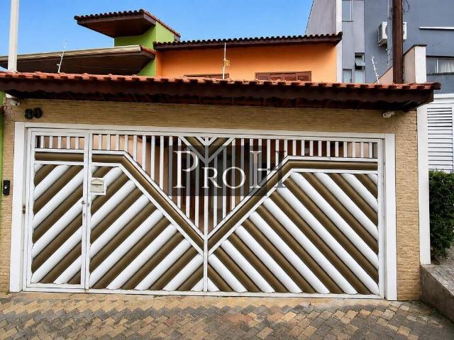 Casa para Aluguel com 3 quartos, 250 m² por R$ 7.000