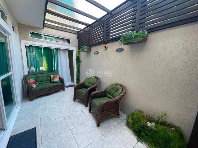 Casa para Aluguel com 3 quartos, 250 m² por R$ 8.500