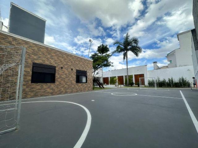 Casa para Aluguel com 3 quartos, 285 m² por R$ 30.000