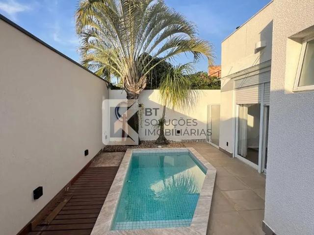 Casa para Aluguel com 3 quartos, 292 m² por R$ 11.000