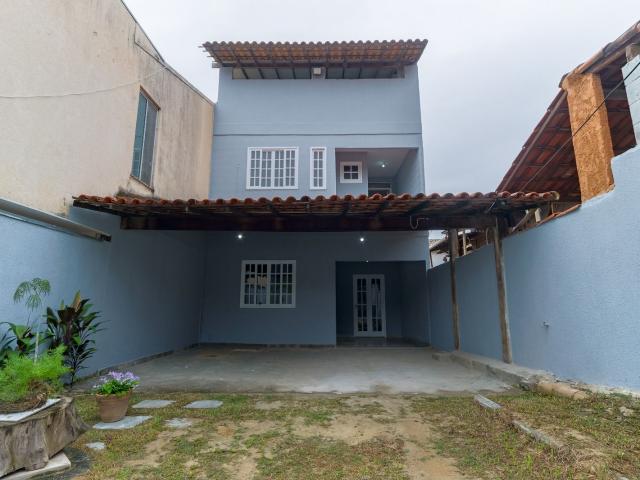 Casa para Aluguel com 3 quartos, 200 m² por R$ 4.200