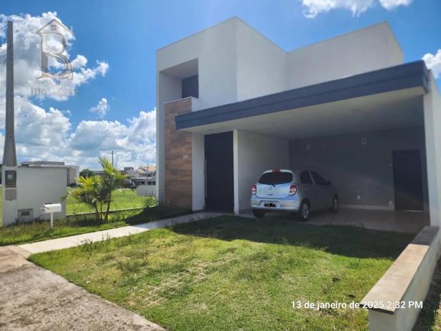 Casa para Aluguel com 3 quartos, 200 m² por R$ 5.800