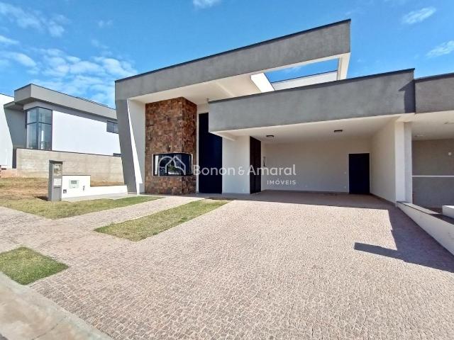 Casa para Aluguel com 3 quartos, 208 m² por R$ 10.000