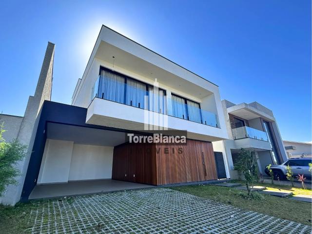 Casa para Aluguel com 3 quartos, 215 m² por R$ 9.000