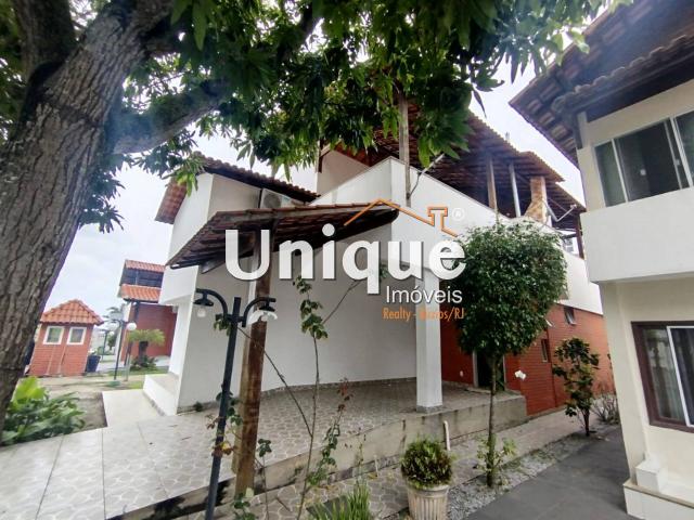 Casa para Aluguel com 3 quartos, 220 m² por R$ 3.300