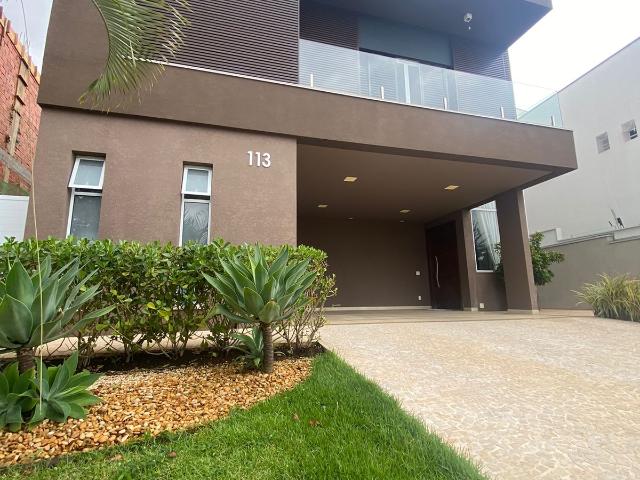 Casa para Aluguel com 3 quartos, 374 m² por R$ 20.020