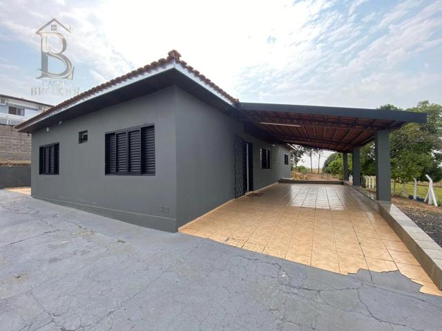 Casa para Aluguel com 3 quartos, 3000 m² por R$ 4.900