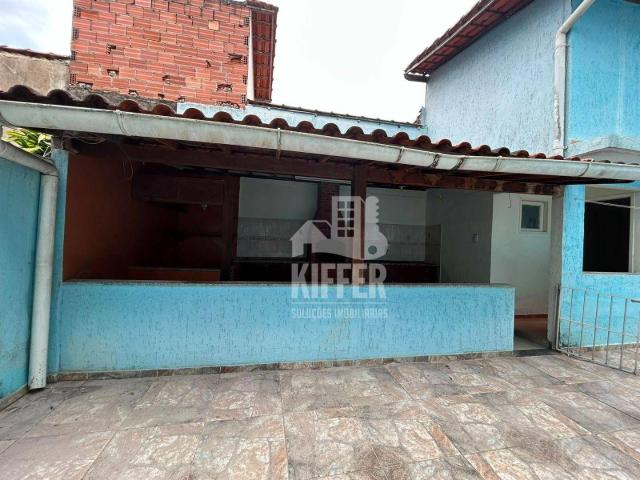 Casa para Aluguel com 3 quartos, 300 m² por R$ 4.200