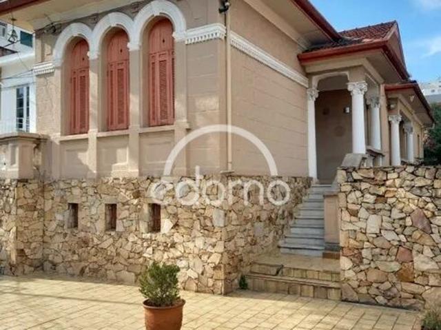 Casa para Aluguel com 3 quartos, 310 m² por R$ 18.000