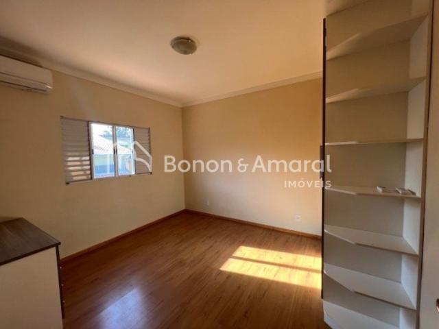 Casa para Aluguel com 3 quartos, 310 m² por R$ 7.000