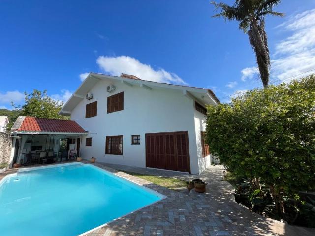 Casa para Aluguel com 3 quartos, 440 m² por R$ 14.500