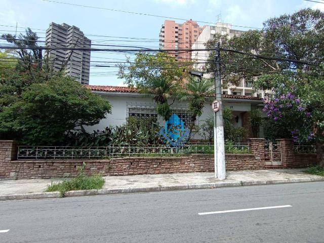 Casa para Aluguel com 3 quartos, 400 m² por R$ 15.000