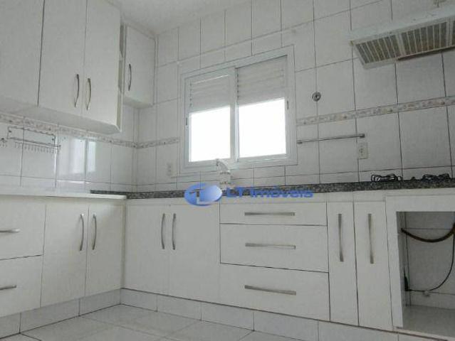 Casa para Aluguel com 3 quartos, 40 m² por R$ 3.500