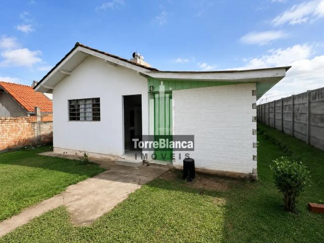 Casa para Aluguel com 3 quartos, 40 m² por R$ 1.000