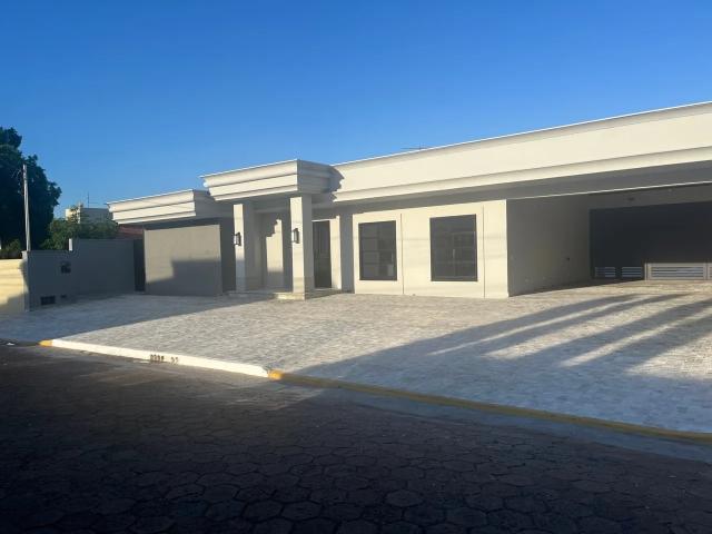 Casa para Aluguel com 3 quartos, 567 m² por R$ 15.110