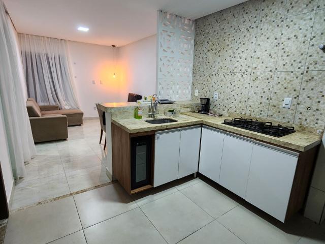 Casa para Aluguel com 3 quartos, 94 m² por R$ 4.000